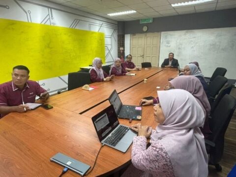 LAWATAN KUNJUNGAN HORMAT SPACE UTM KE PUSAT INOVASI MAHASISWA DAN ...